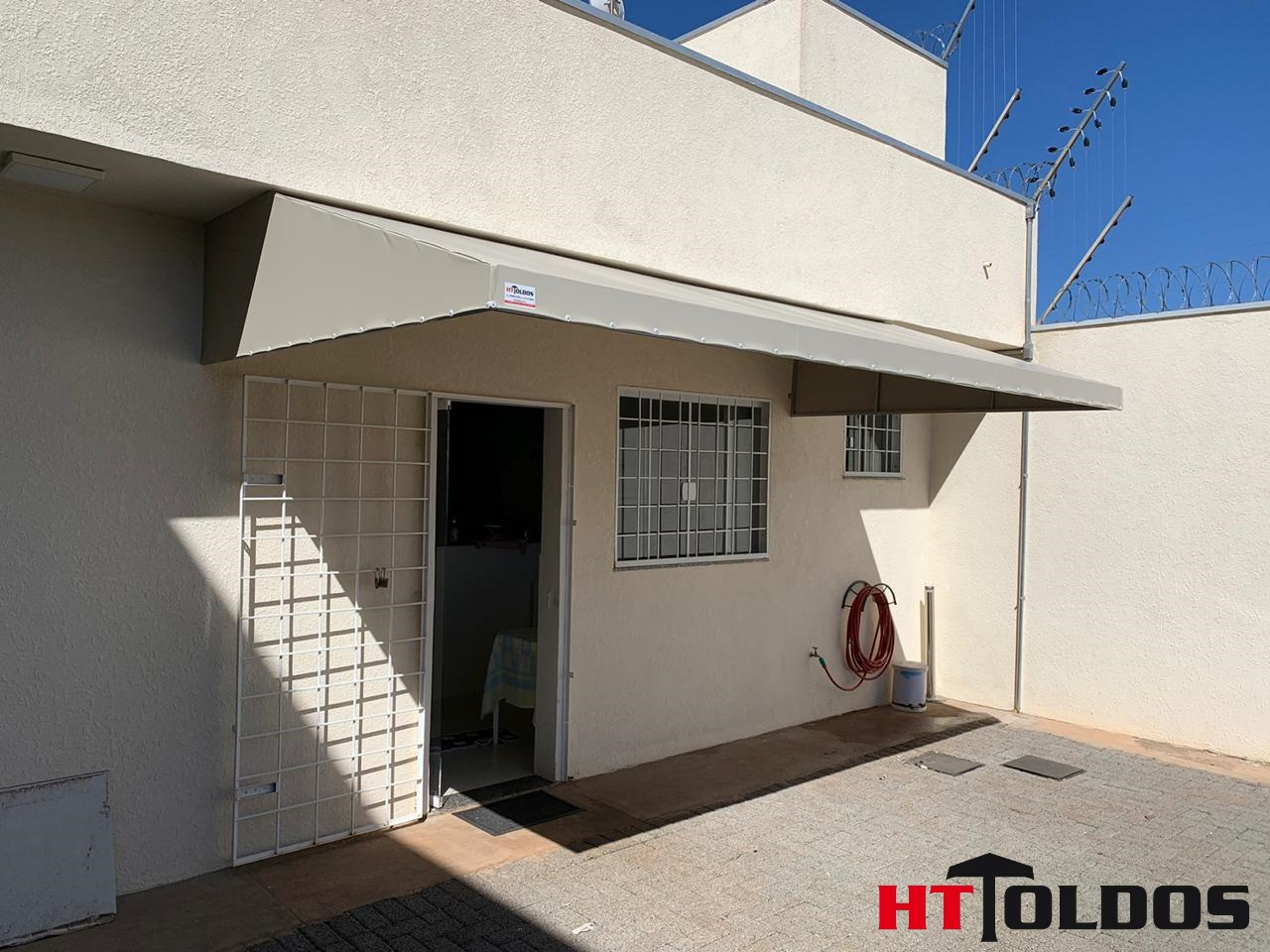 Toldo Fixo em Lona - HT Toldos